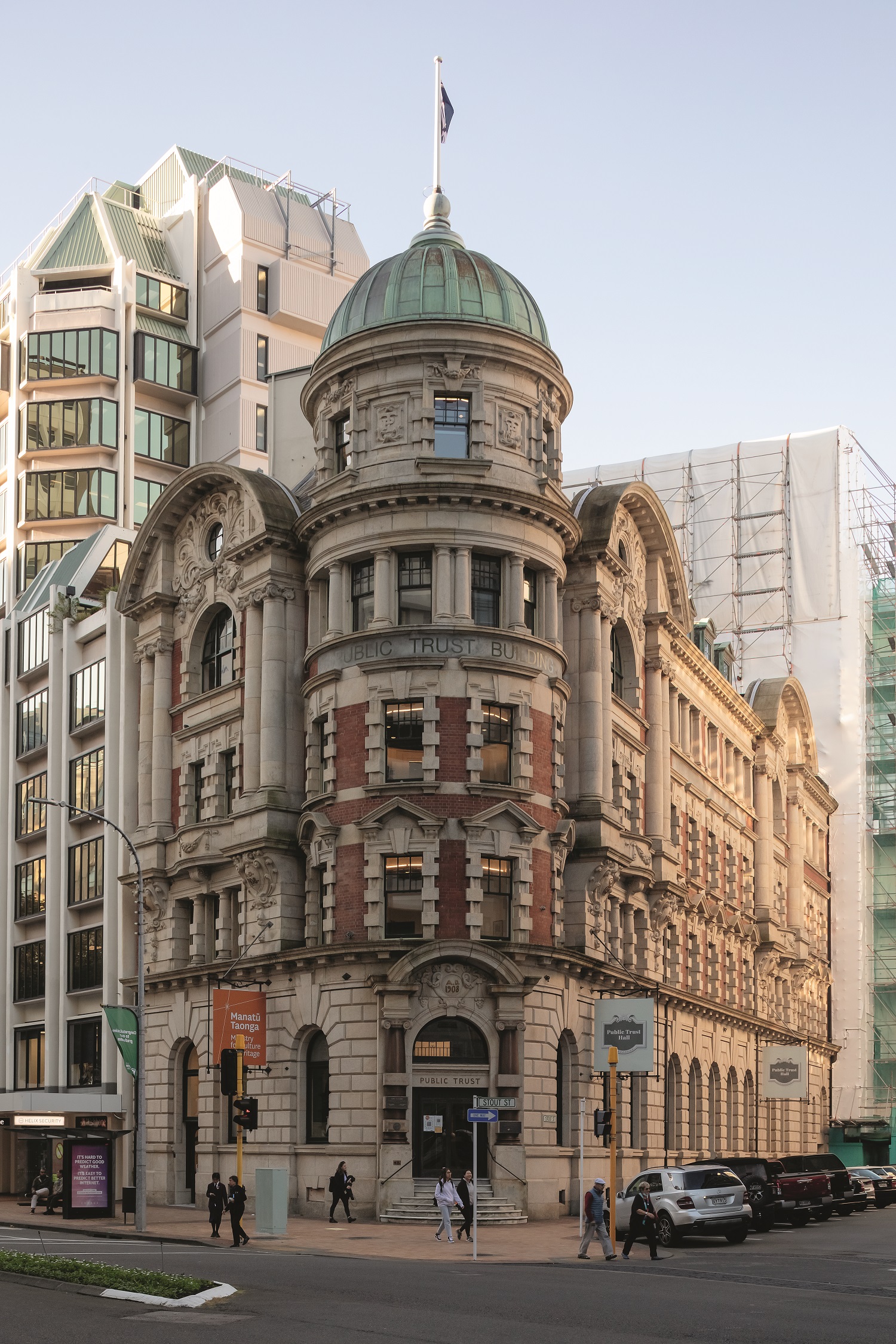 Wellington Architecture: A Walking Guide – New Zealand Arts Review