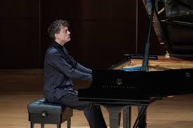 NZSO and Paul Lewis perform Beethoven’s piano concertos – New Zealand ...
